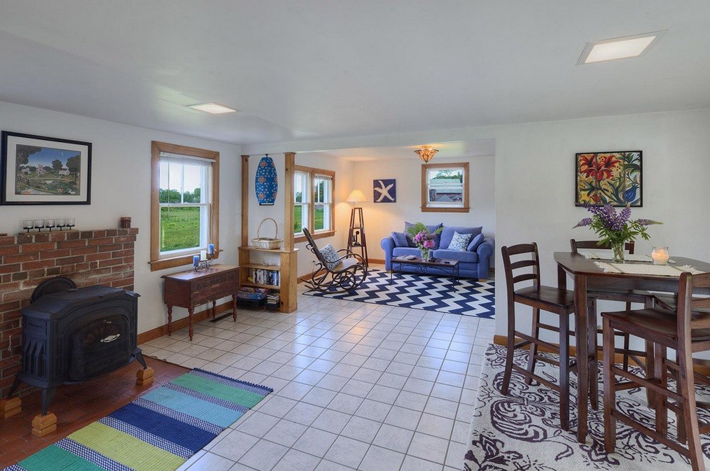 Century Old School House Now 500 Sq. Ft. Tiny Cottage - Tiny House Pins